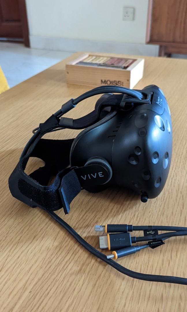HTV Vive Full Set original package moving out sale, Video Gaming ...