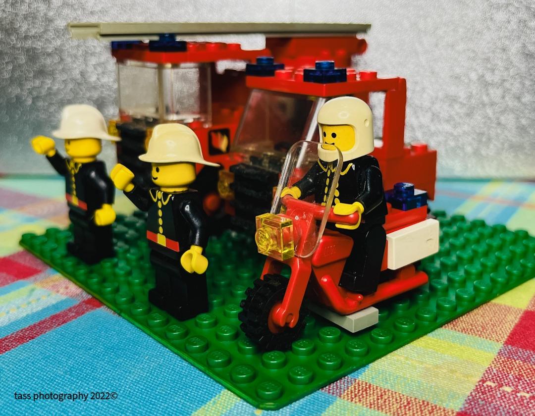 Lego 6366 : Fire & Rescue Squad (Vintage), Hobbies & Toys, Toys & Games ...