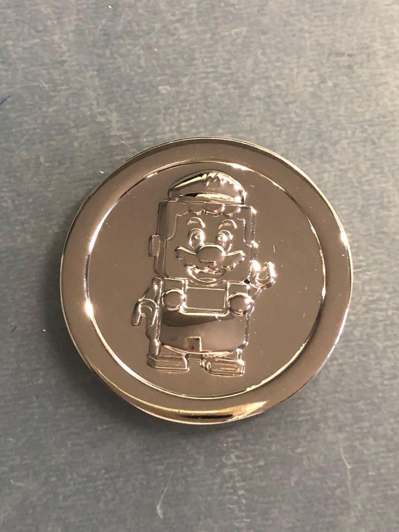 Lego super mario silver coin - limited edition, 興趣及遊戲, 玩具 & 遊戲類 - Carousell