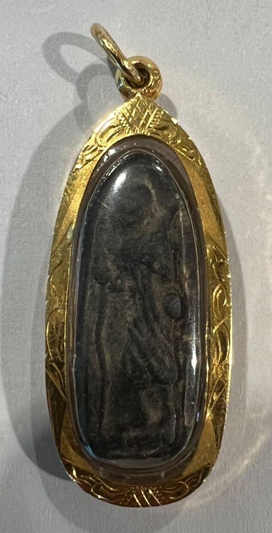 LP KUAY PHRA SIVALI BE2500 with real gold casing and SMK Cert, Hobbies ...