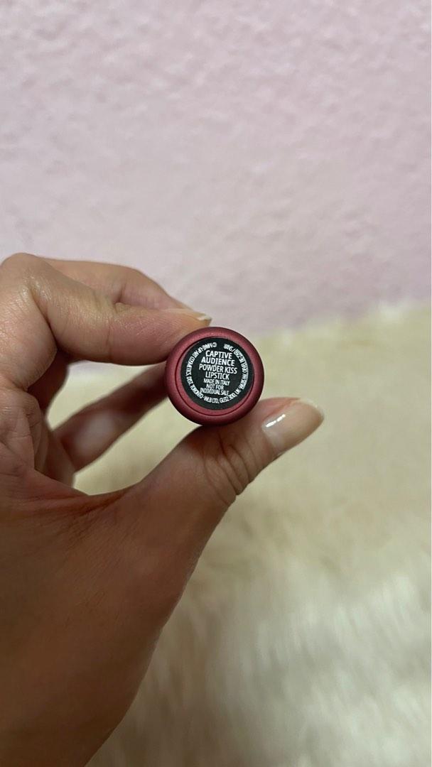 Mac Powderkiss lipstick Captive Audience, Beauty & Personal Care, Face ...