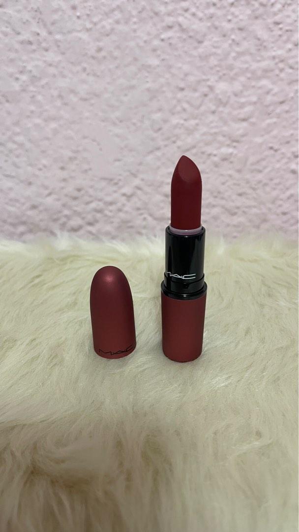 Mac Powderkiss lipstick Captive Audience, Beauty & Personal Care, Face ...