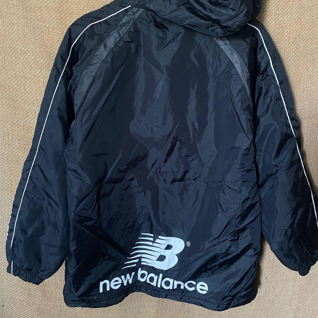New Balance Big Logos Jacket Man, Fesyen Pria, Pakaian , Baju Luaran di Carousell
