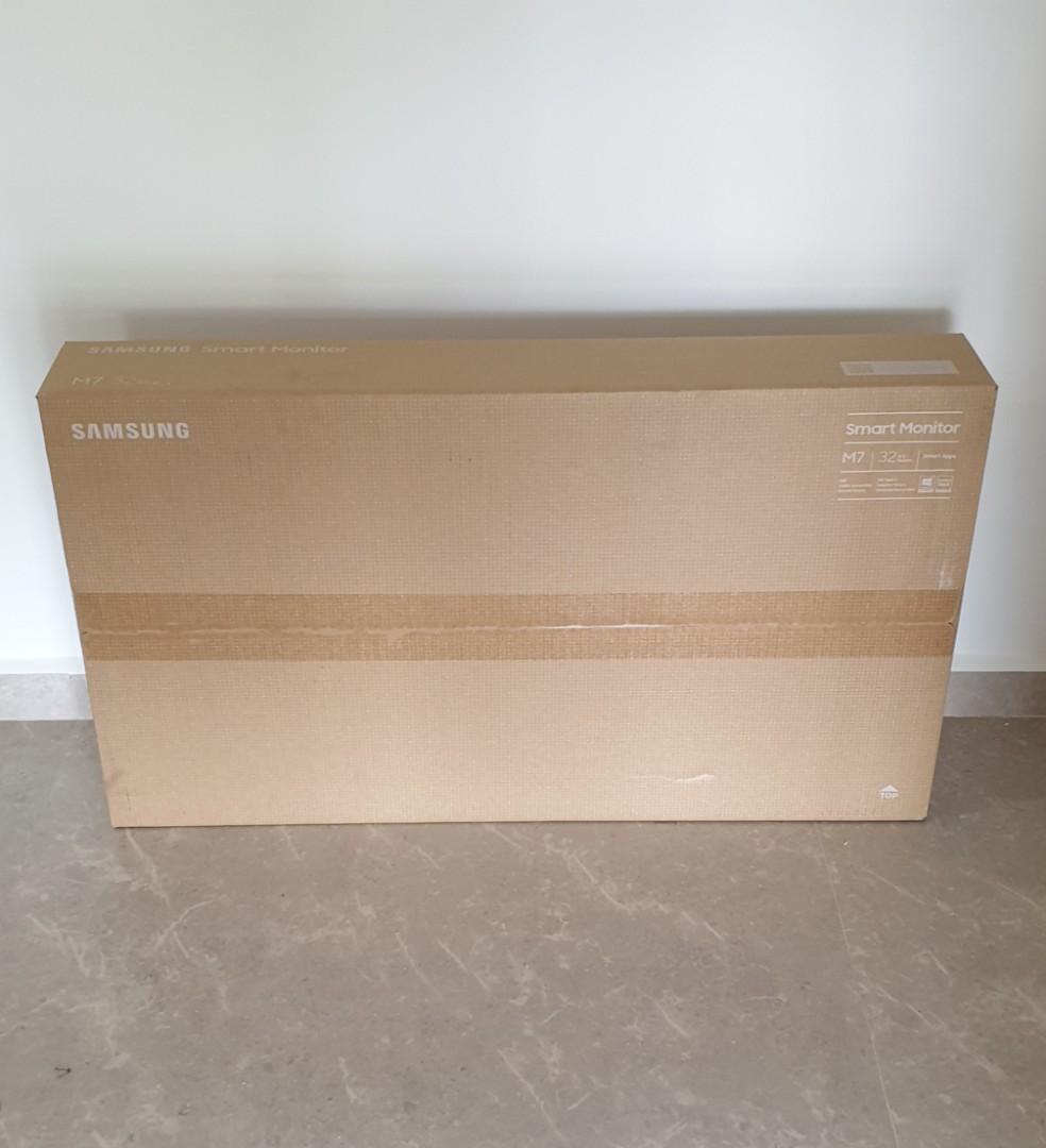 Samsung 32" Smart Monitor - M7, Computers & Tech, Desktops on Carousell