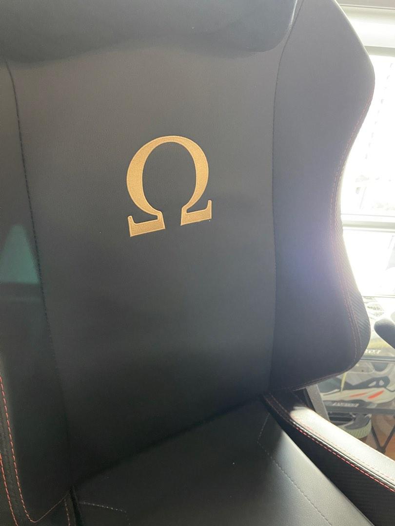 Secret lab Omega Gaming Chair, Furniture & Home Living, Furniture ...