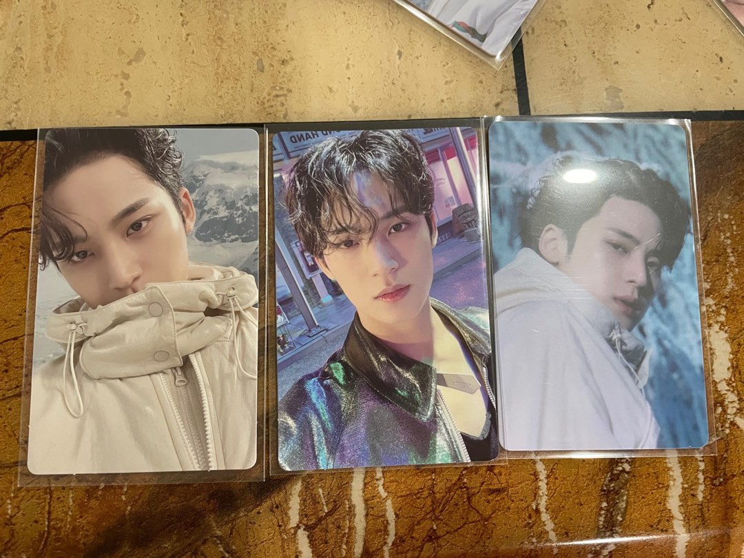 seventeen mingyu sector 17 pc set, Hobbies & Toys, Memorabilia ...