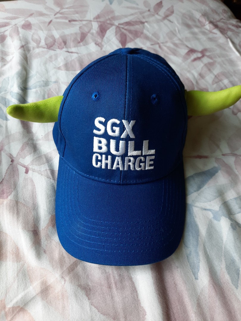 SGX BulL Run cap, Men's Fashion, Watches & Accessories, Caps & Hats on Carousell