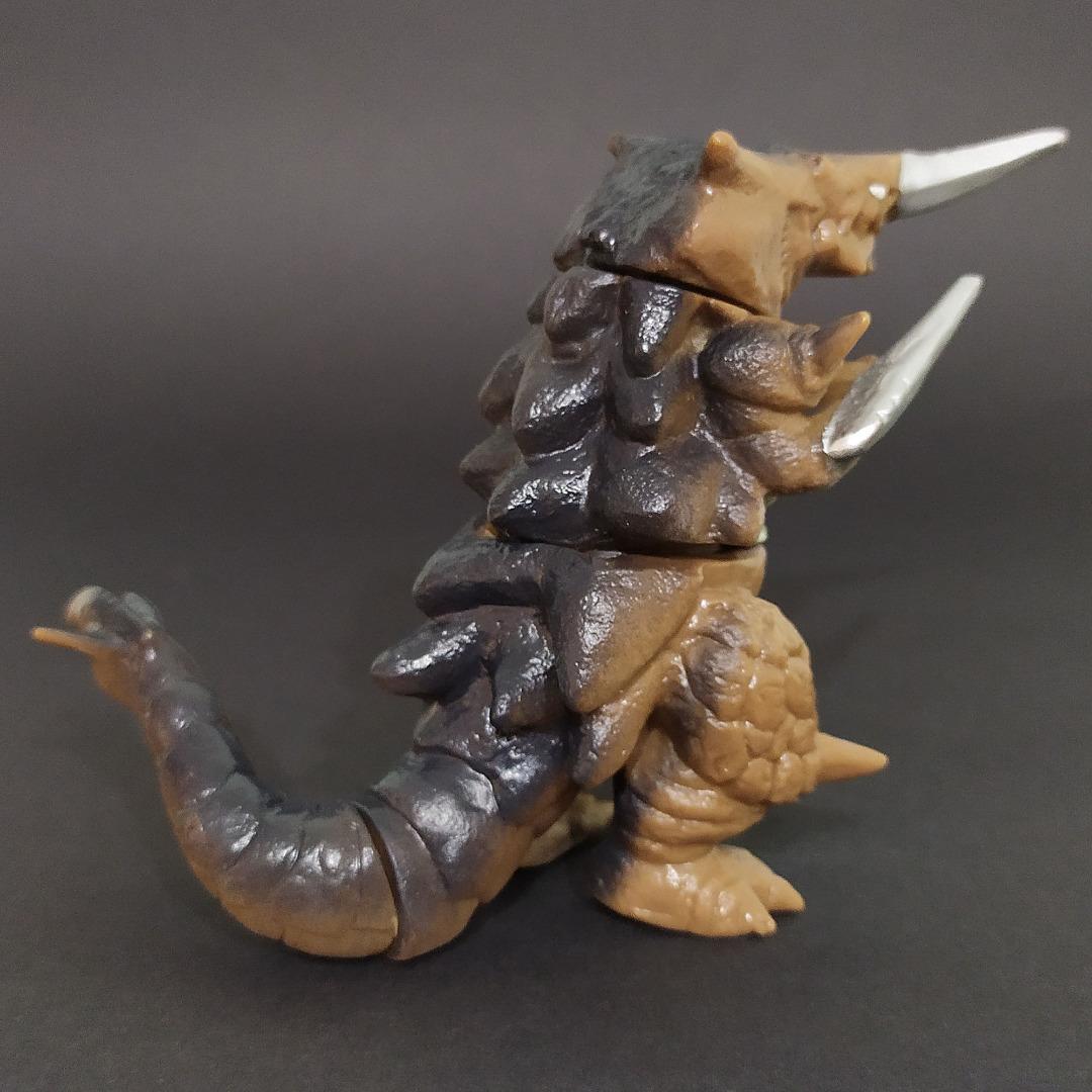 SSSS.Gridman SSSS Superhuman Samurai Syber Squad Real Gridman Candy ...