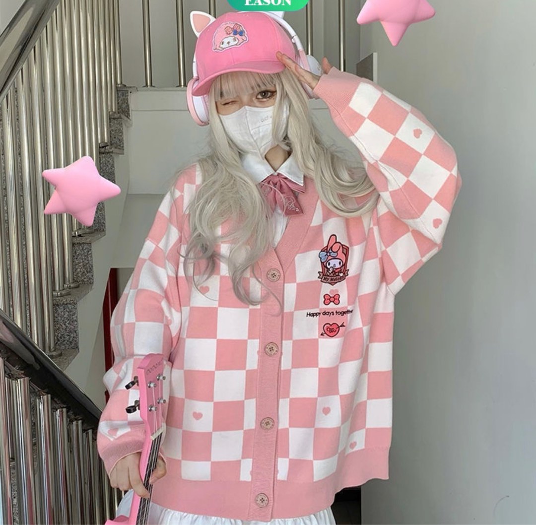 [PO] Trendy Sanrio sweater vintage college style cinnamoroll kuromi ...