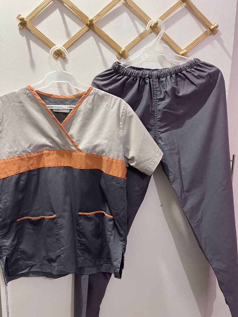 Tri-color scrub suit, Women's Fashion, Dresses & Sets, Sets or ...