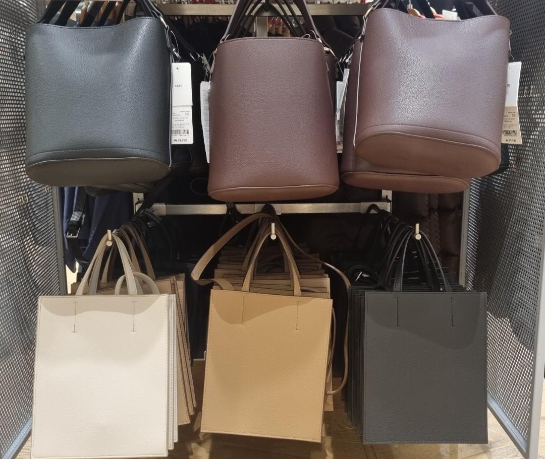 Uniqlo Fake Leather Shoulder Bag , Women's Fashion, Bags & Wallets ...