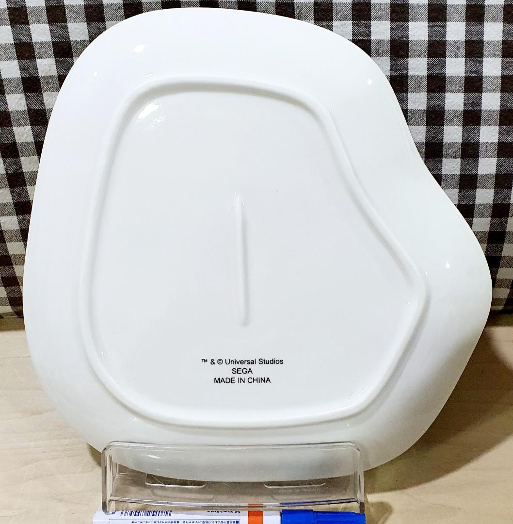 Universal Studio Sega Minion plate, Furniture & Home Living ...