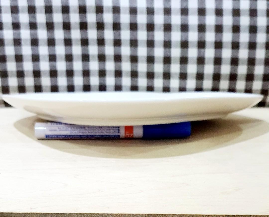 Universal Studio Sega Minion plate, Furniture & Home Living ...