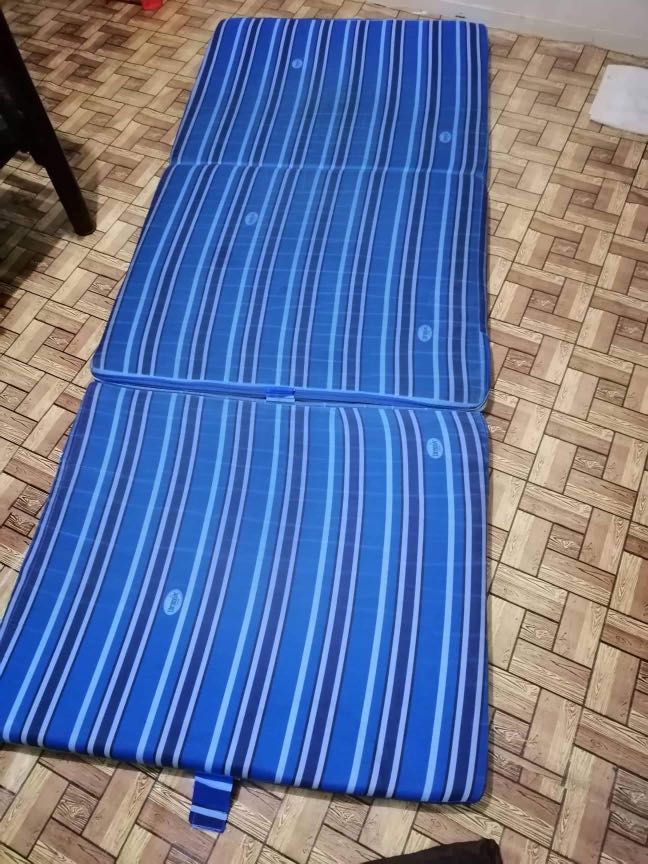 Uratex Foam single, Furniture & Home Living, Furniture, Bed Frames ...