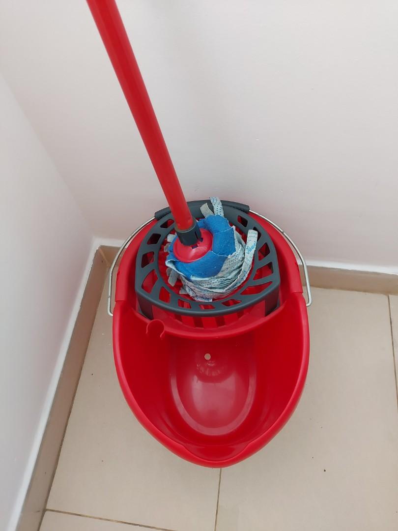 Vileda mop, Furniture & Home Living, Cleaning & Homecare Supplies, Cleaning Tools & Supplies on ...