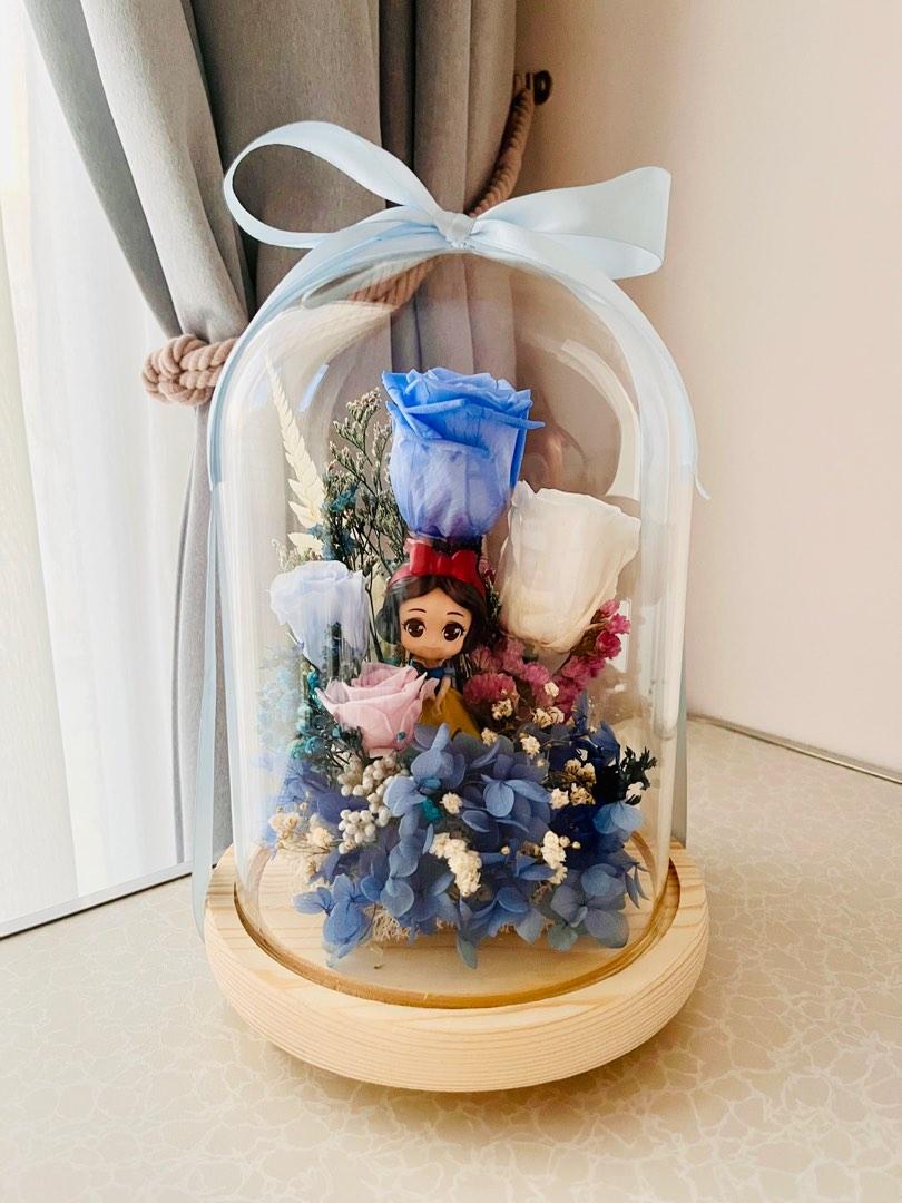 Walt Disney Princess Snow White Preserved Flowers in Dome, Hobbies ...