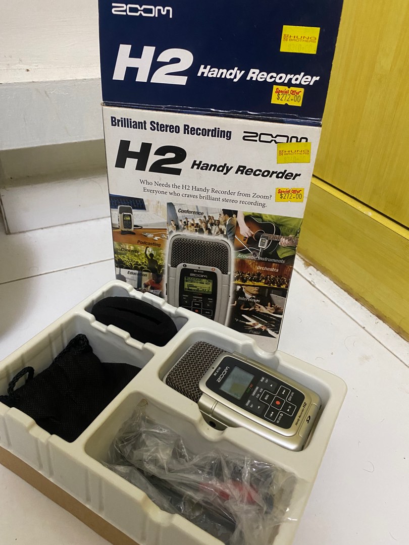 Zoom H2 portable recorder, Audio, Other Audio Equipment on Carousell