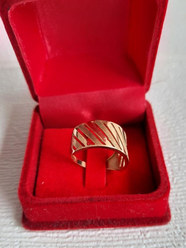 💯 Pawnable Gold - Ring, Women's Fashion, Jewelry & Organizers, Rings on ...