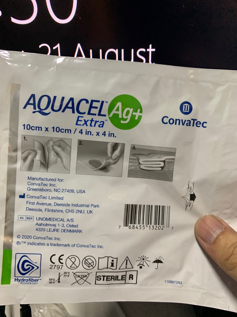 Aquacel AG+ extra and Aquacel AG, Health & Nutrition, Medical Supplies ...