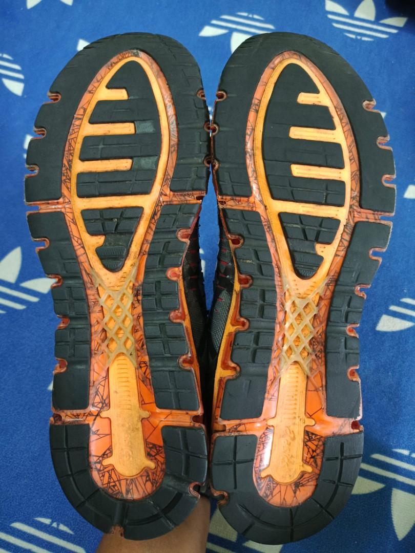 Asics gel quantom, Men's Fashion, Footwear, Flipflops and Slides on ...