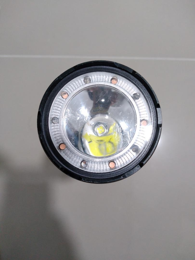 Bushnell TRKR Flashlight, 1250 Lumens, Commercial & Industrial ...