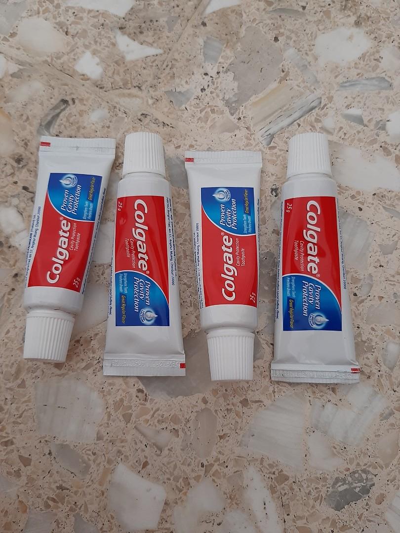 Colgate toothpaste, Kesehatan & Kecantikan, Parfum, Kuku & Lainnya di Carousell