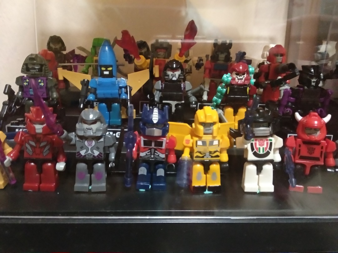 CREO TRANSFORMERS Minifigures Lego, Hobbies & Toys, Toys & Games on ...
