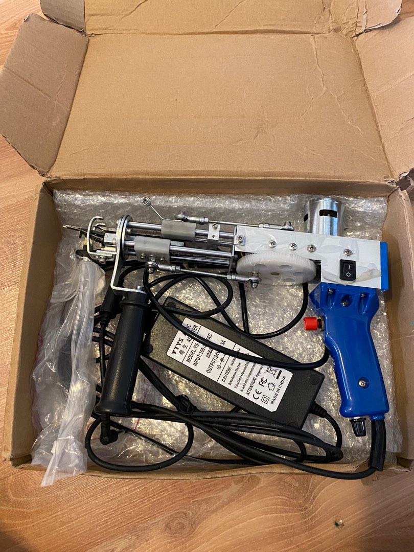 Tufting gun for rug making - Cut pile - FREE yarn and cloth , Hobbies ...