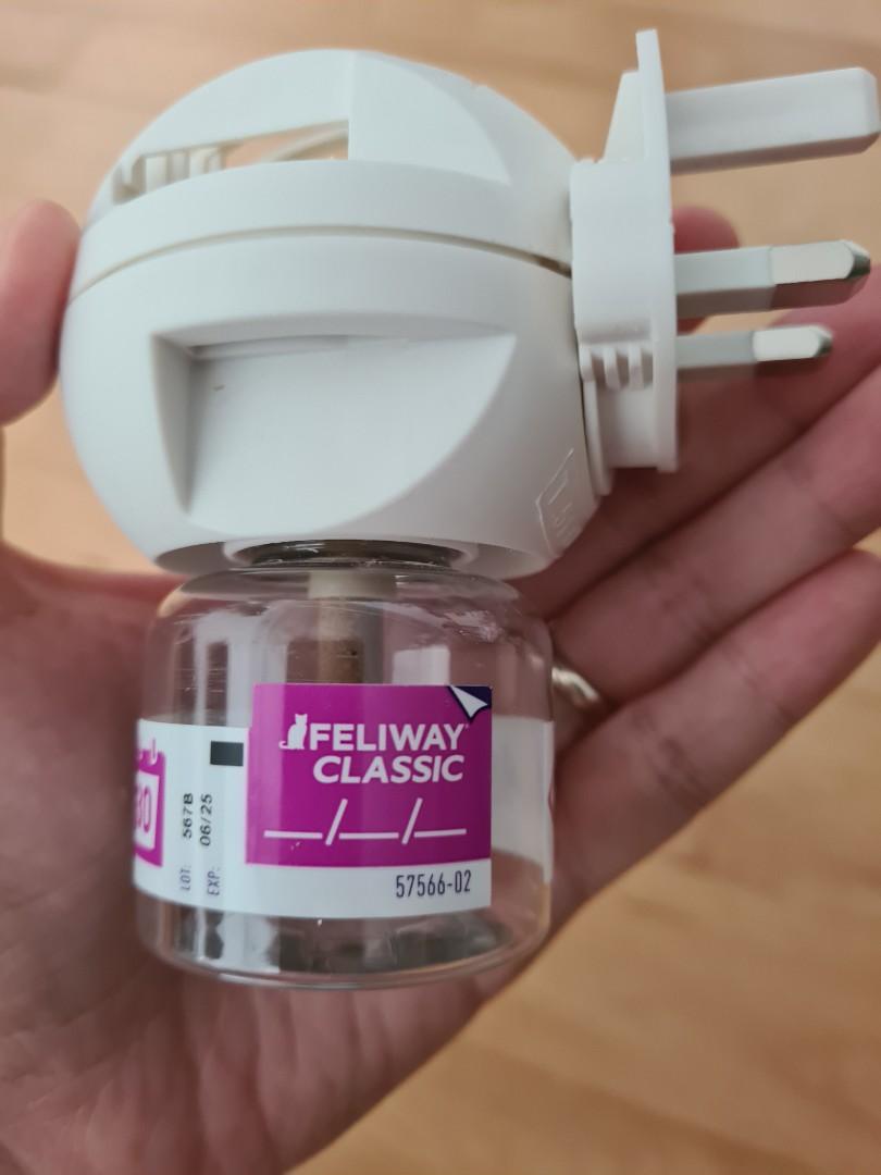 Feliway Classic Diffuser, Pet Supplies, Health & Grooming on Carousell