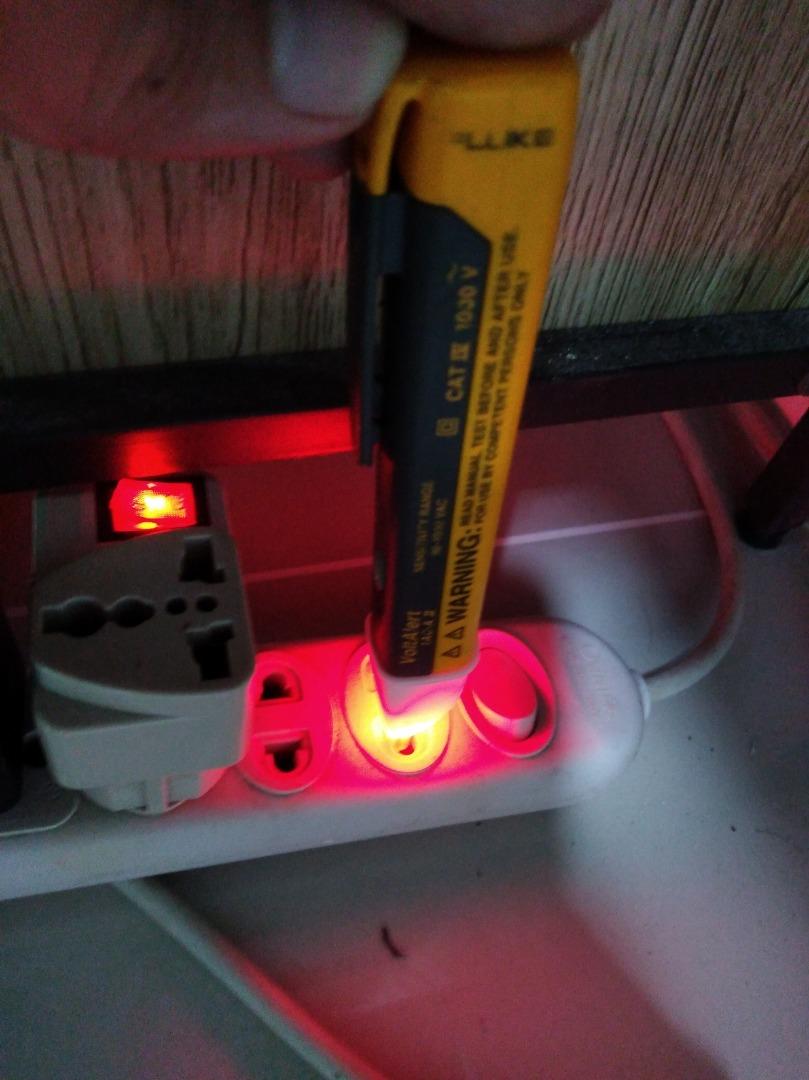 Fluke 1AC II Non-Contact Voltage Tester, Commercial & Industrial ...