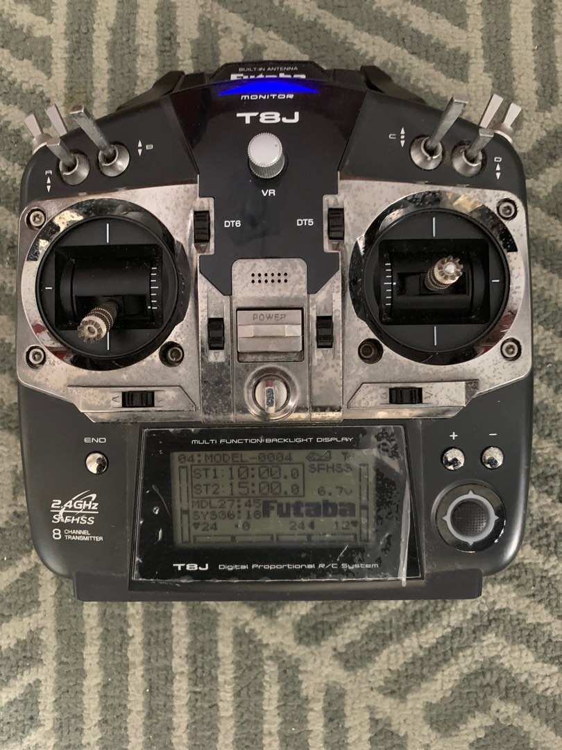 Futaba 8J 8 Channel 2.4ghz + 2 brand new Futaba FHSS receiver, Hobbies ...