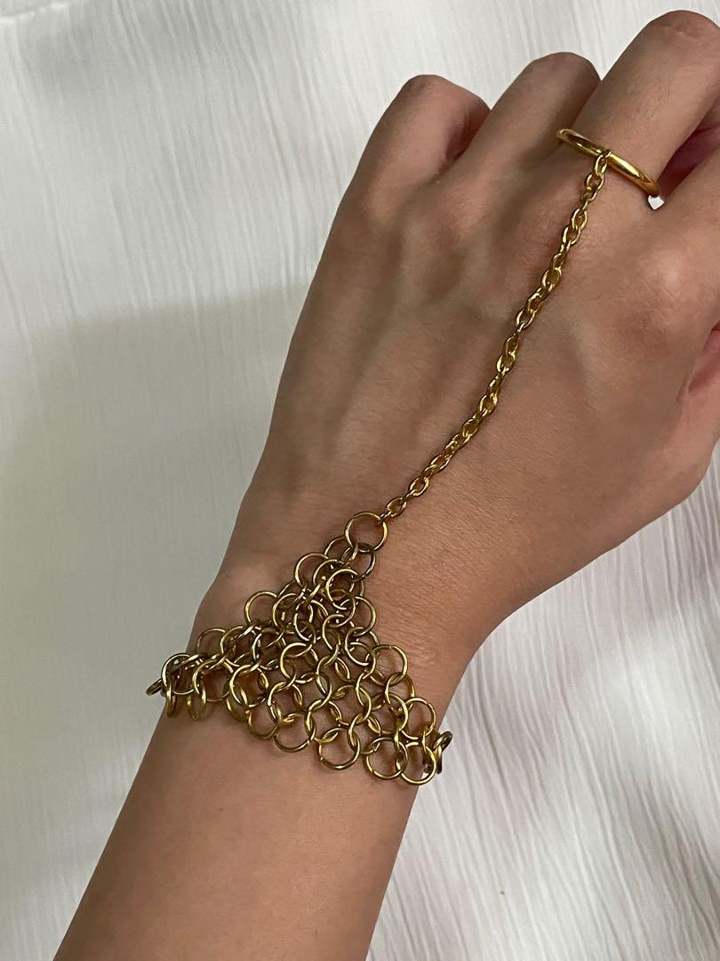 Gold Hand Chain / Ring Bracelet, Women's Fashion, Jewelry & Organizers ...