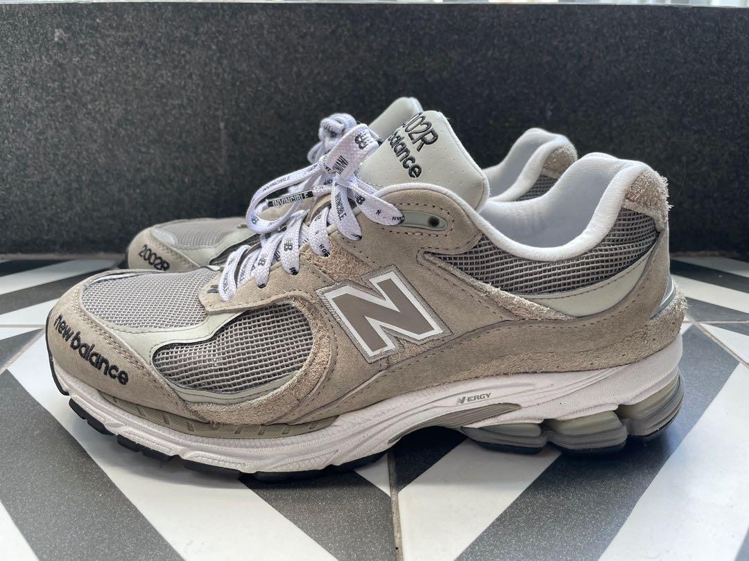 Invincible N.Hoolywood New Balance NB 2002R US 8.5, 女裝, 鞋, 波鞋 - Carousell