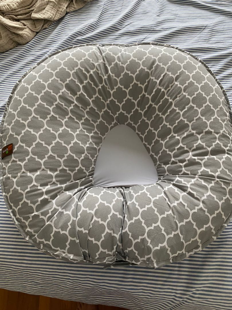 Leachco Podster baby pillow nest, Babies & Kids, Baby Nursery & Kids ...