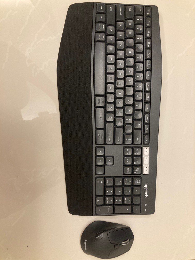 Logitech Mk850 Keyboard Mouse Combo Computers And Tech Parts