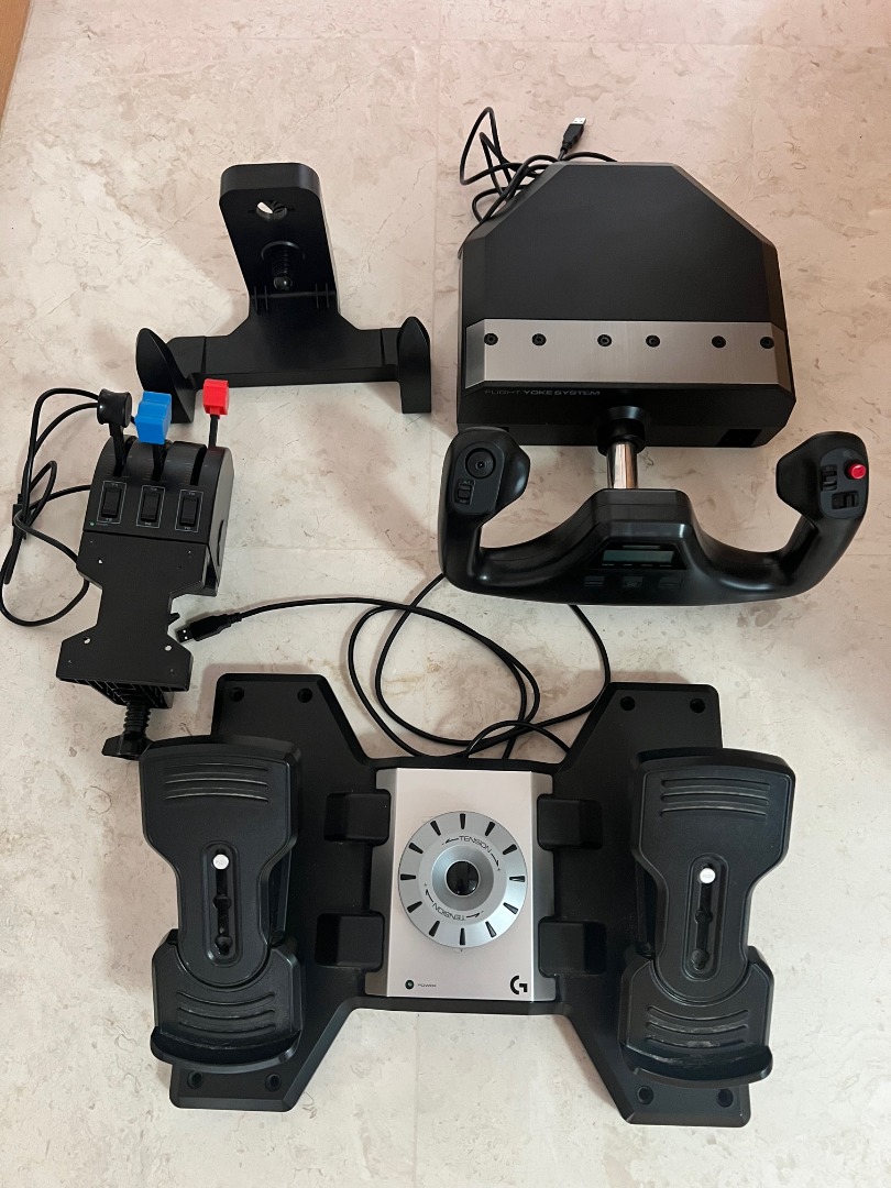 Logitech yoke, throttle and rudders for PC, Video Gaming, Gaming ...
