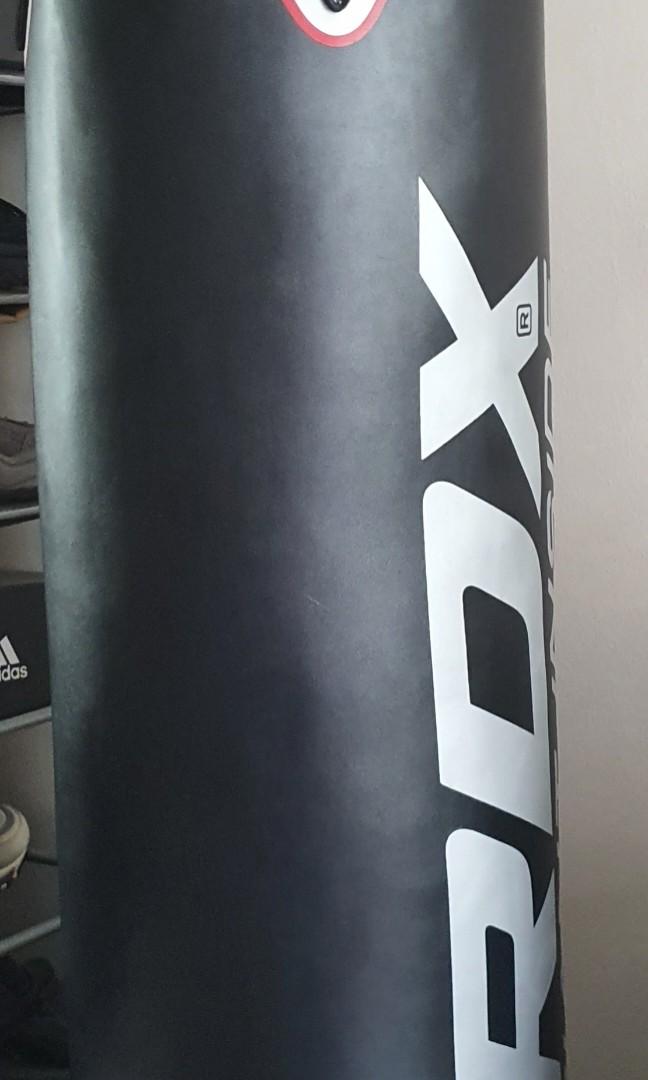 Long heavy punching bag, Sports Equipment, Other Sports Equipment and ...