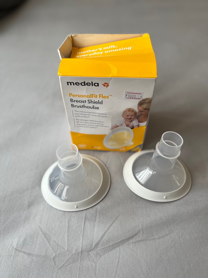 Medela 27mm breast shield, Babies & Kids, Nursing & Feeding ...