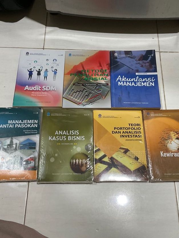 Modul Universitas Terbuka, Buku & Alat Tulis, Buku Pelajaran di Carousell