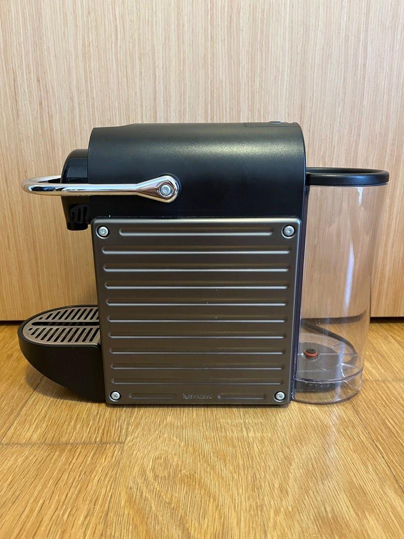 Nespresso C60 coffee maker, TV & Home Appliances, Kitchen Appliances ...
