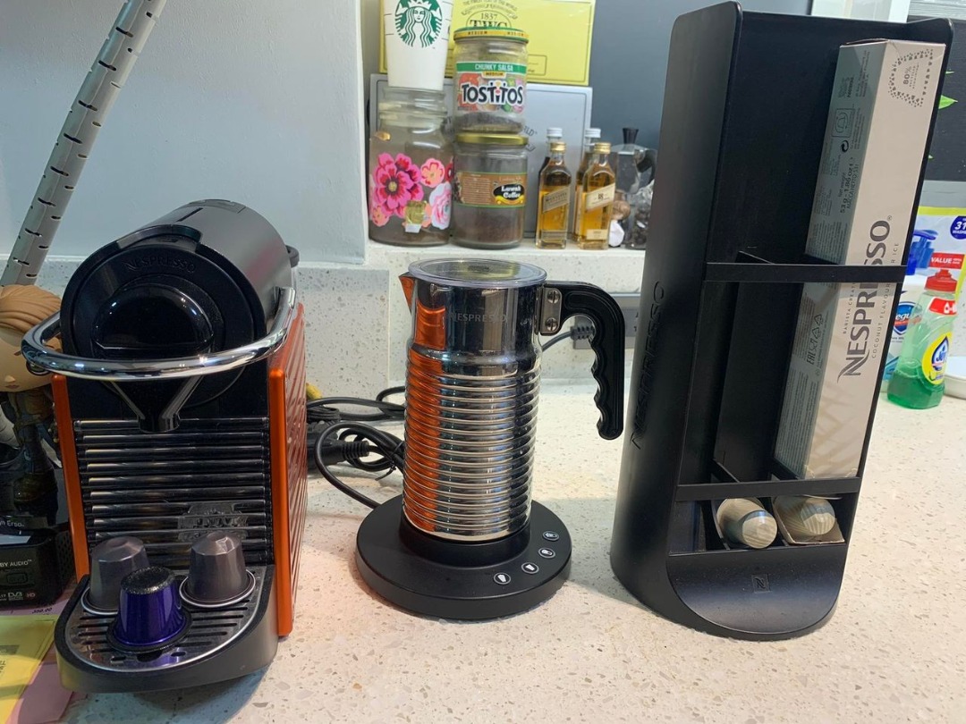 Nespresso Set, TV & Home Appliances, Kitchen Appliances, Coffee ...