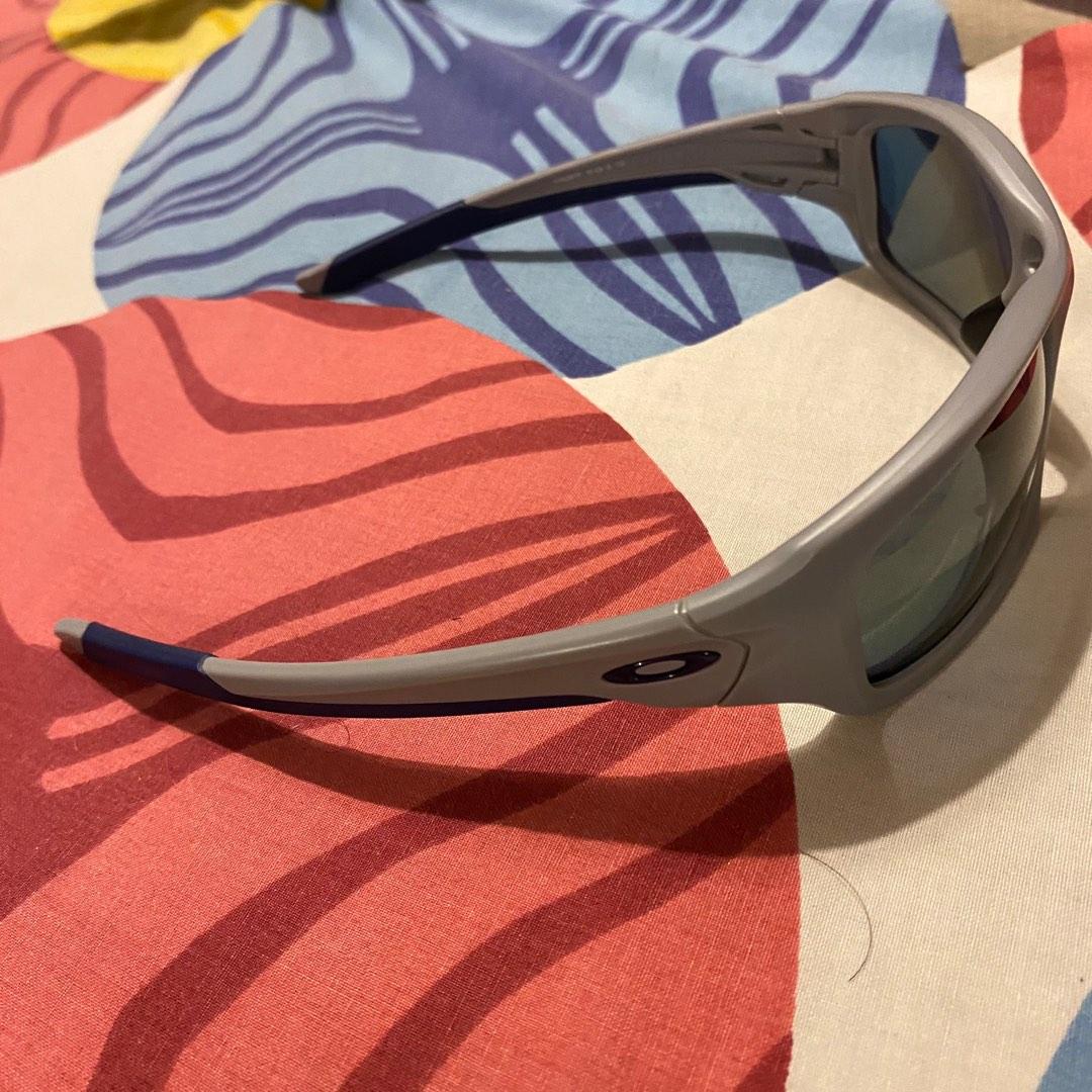 Oakley Valve, Men's Fashion, Watches & Accessories, Sunglasses ...