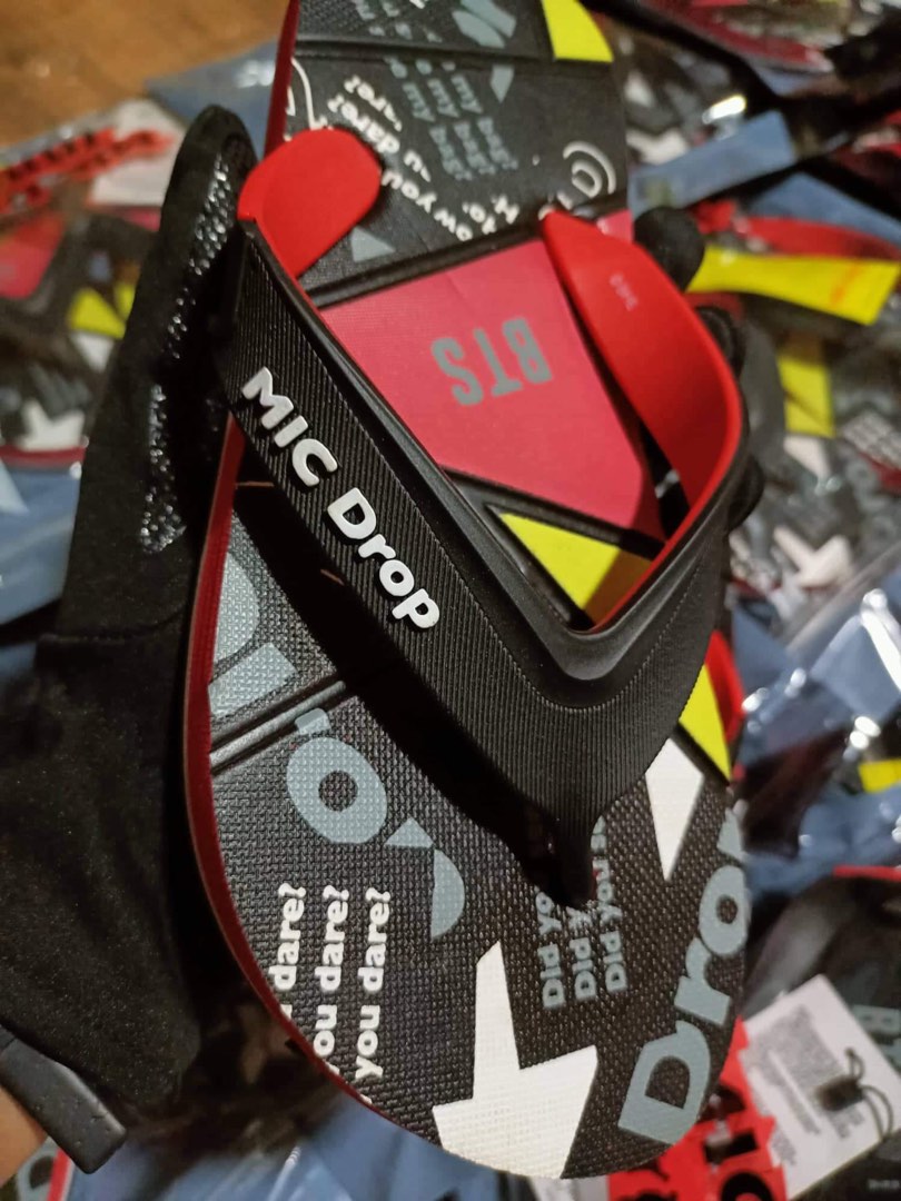 Official BTS Mic Drop Flip Flops Taurus, Women's Fashion, Footwear ...