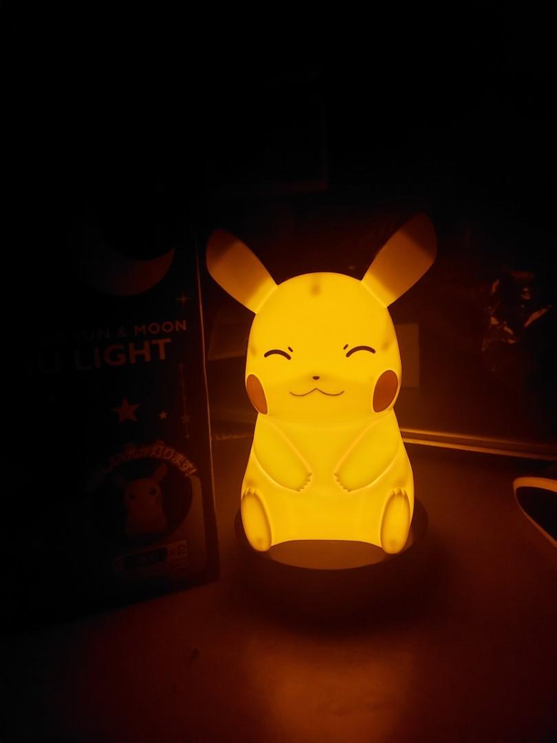Pikachu Night Light ( Blink Model/ version batteries included) Official ...