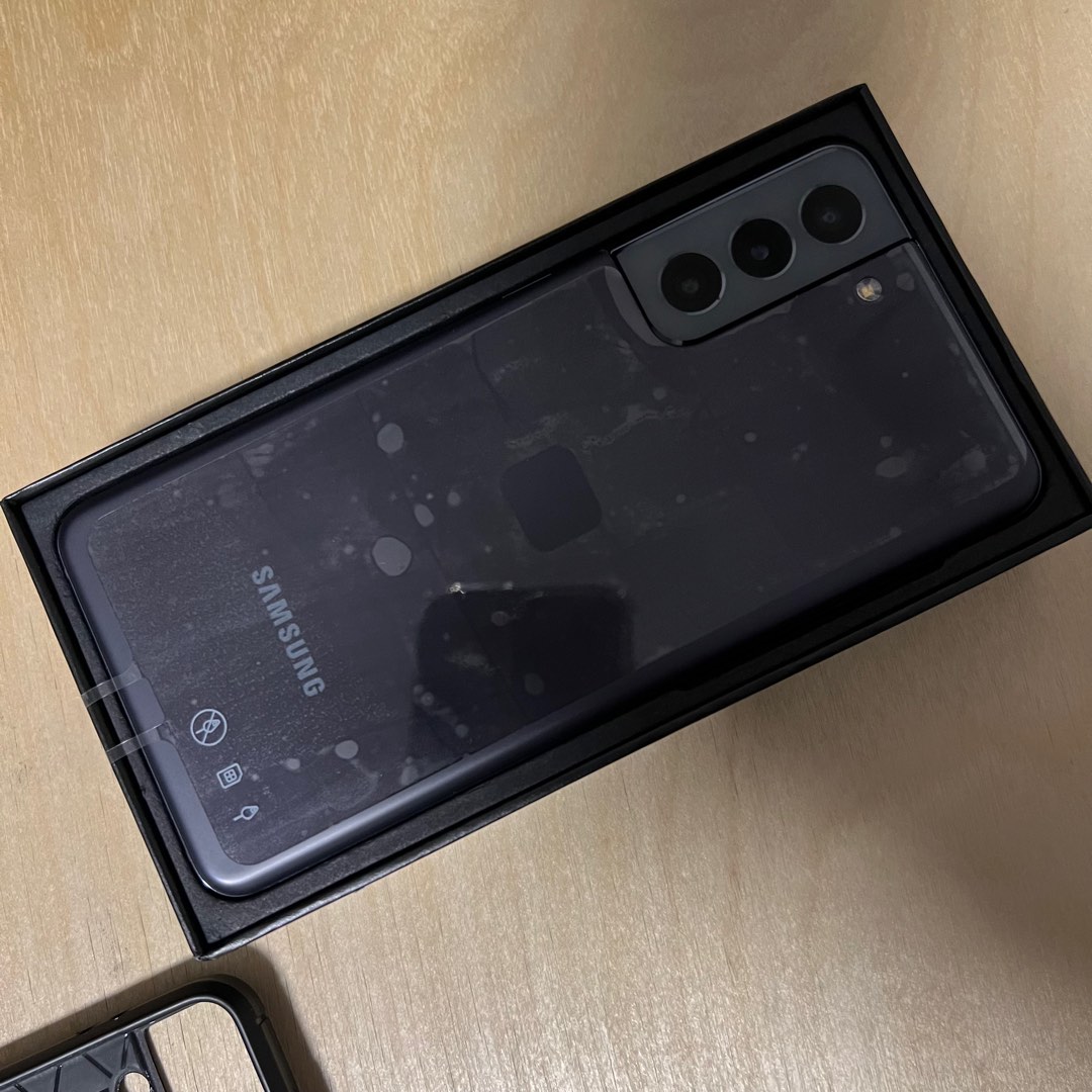 S21 samsung 256gb with quadlock casing rfs switching to iphone, Mobile Phones & Gadgets, Mobile ...