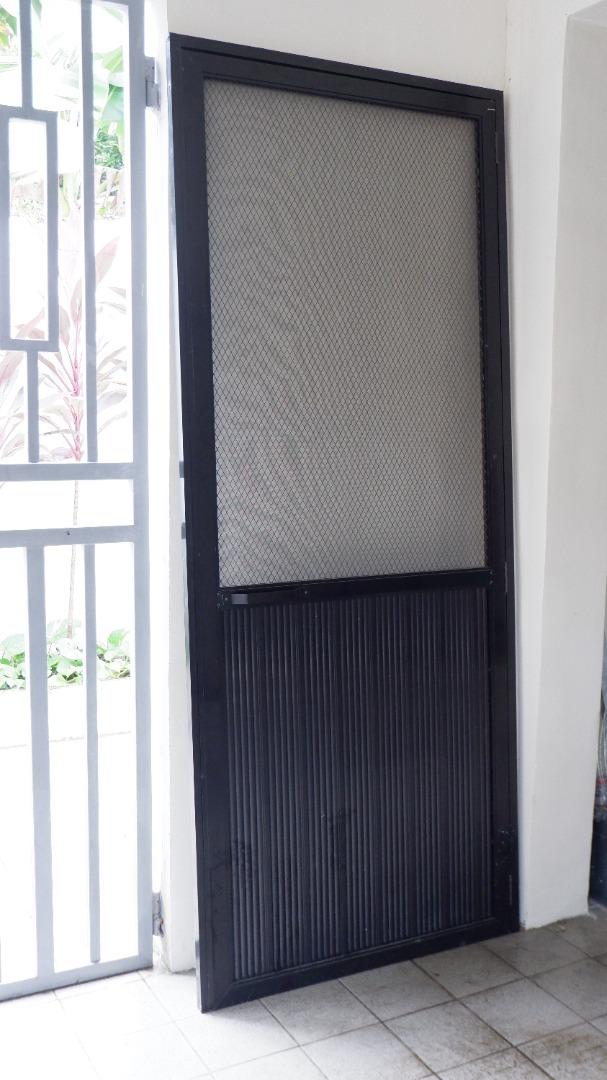 Screen Door Analok, Furniture & Home Living, Home Improvement ...
