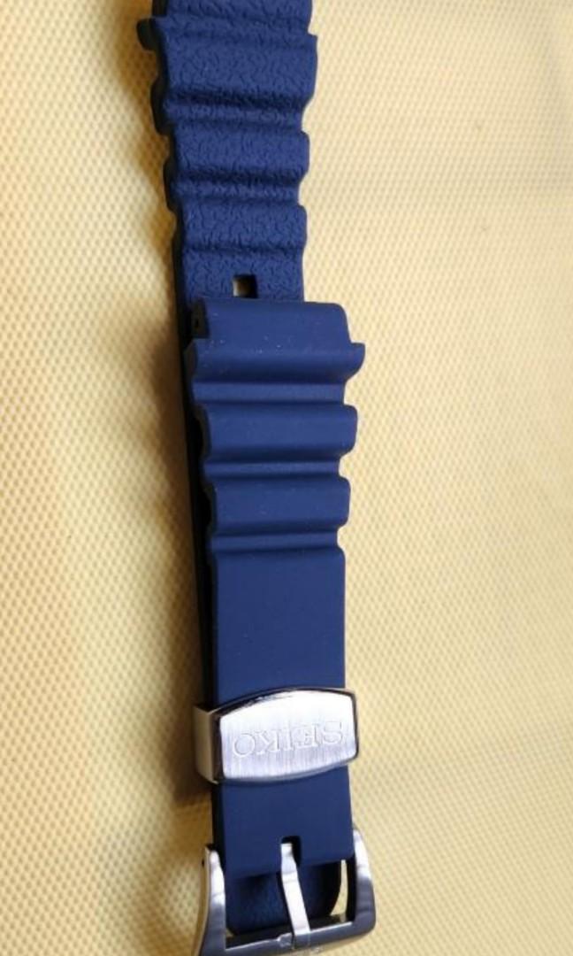 Seiko Blue Rubber Strap 22mm, Luxury, Watches on Carousell