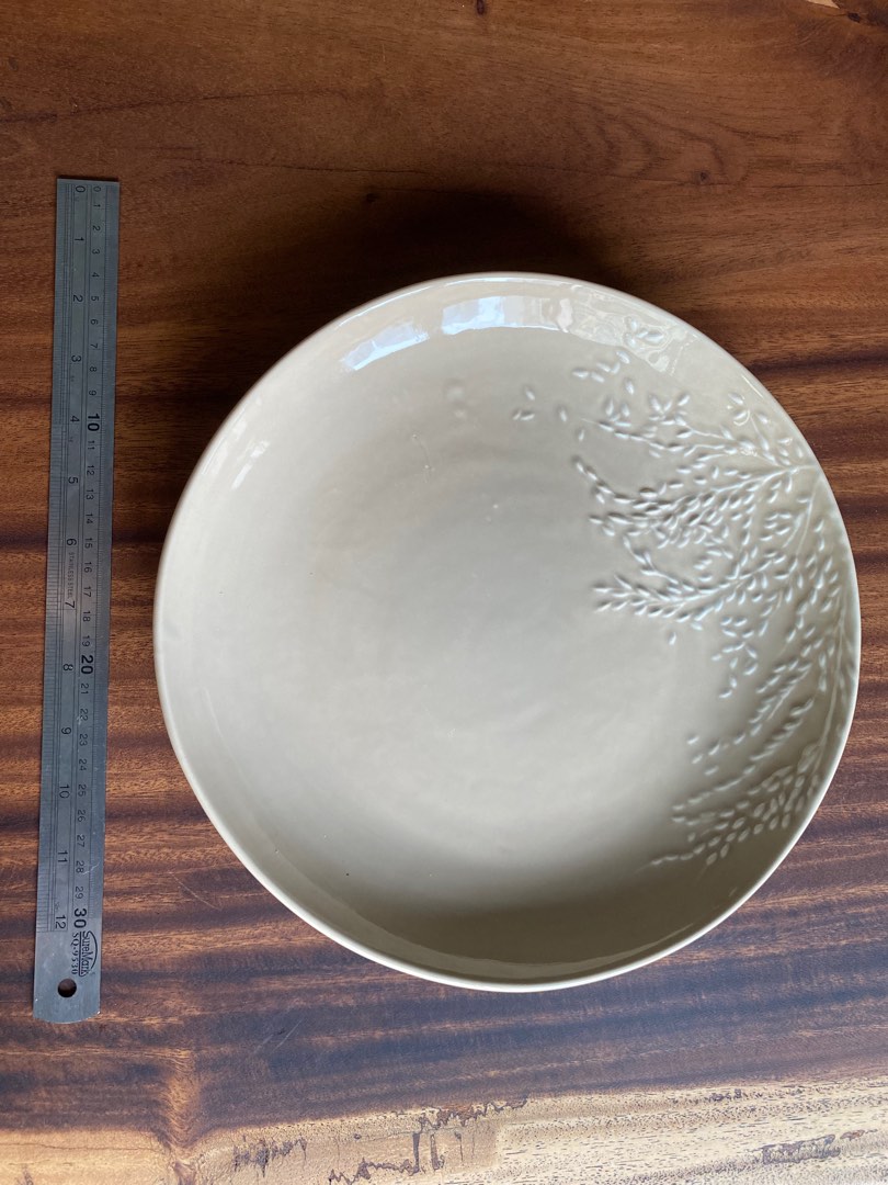 Set of 3 Jenggala ceramic (Balinese) beige rice padi plate, Furniture ...