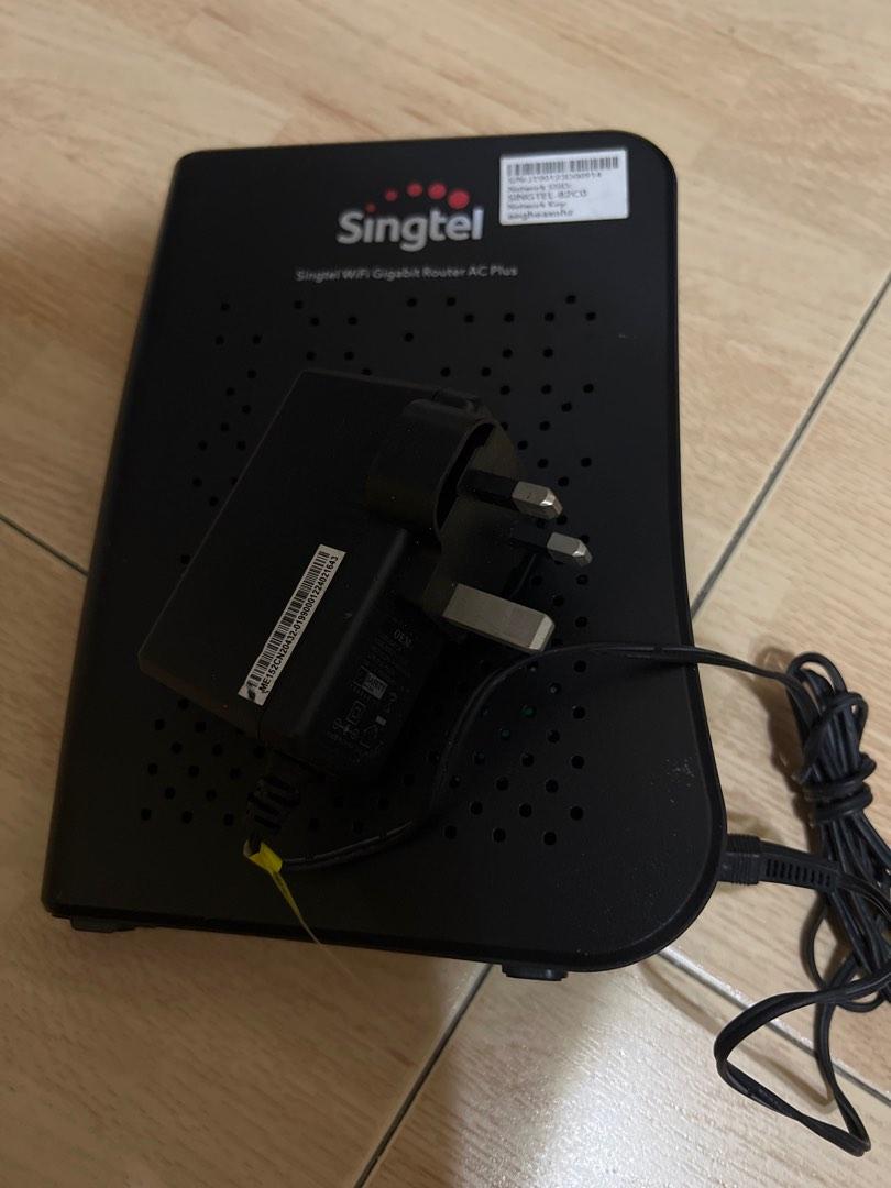 Singtel wireless router with 4 ports, Computers & Tech, Parts ...