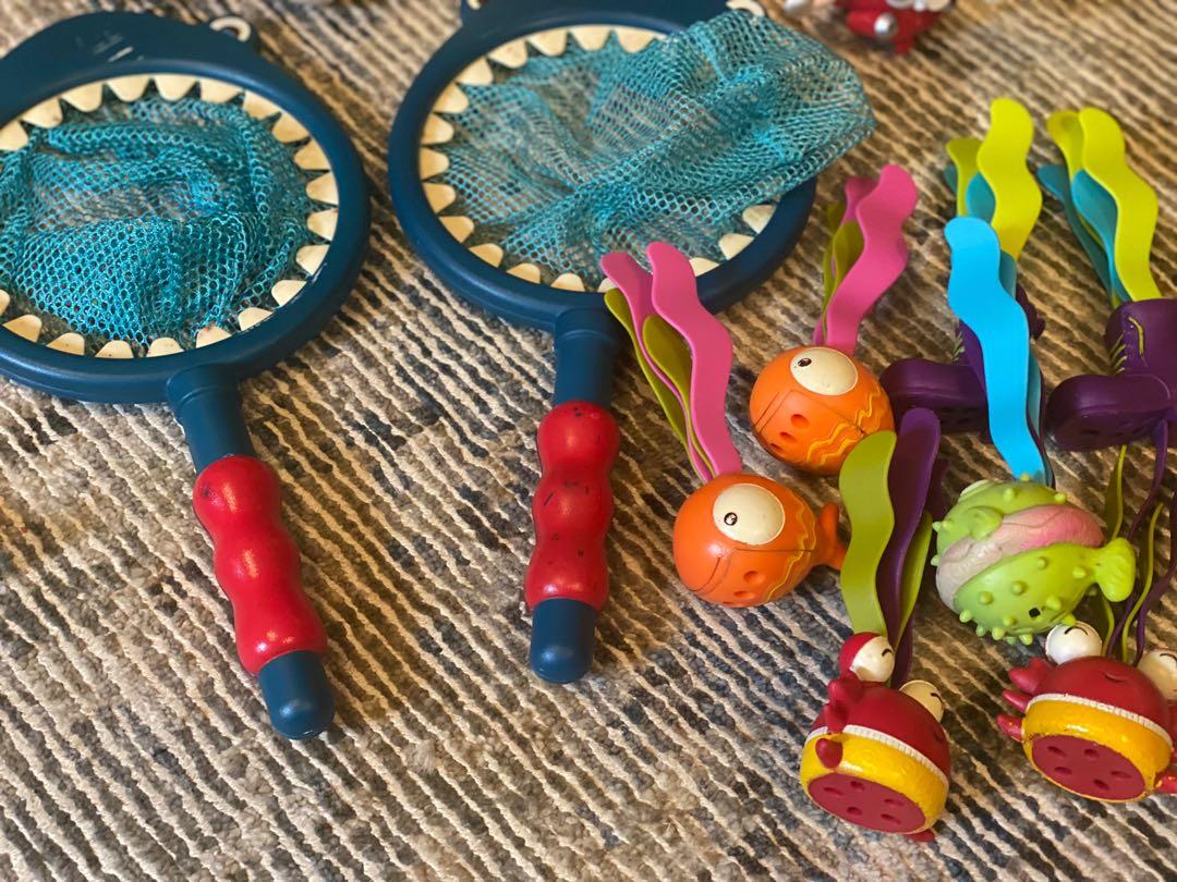 Swimming Toys Bundle: Battat shark diving and swim ways Marshall ...
